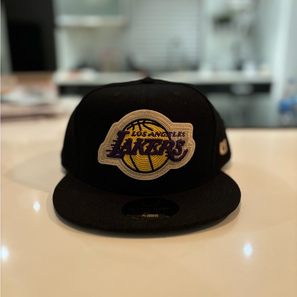 NBA | Accessories | New Era Nba Los Angeles Lakers Lebron James Vintage ...